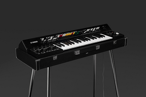 Echoschall-Sound Equipment Rental: Yamaha SY-2